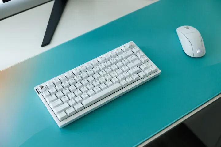 Corsair and Apple team up for Mac gaming keyboard and mouse - Absolute ...