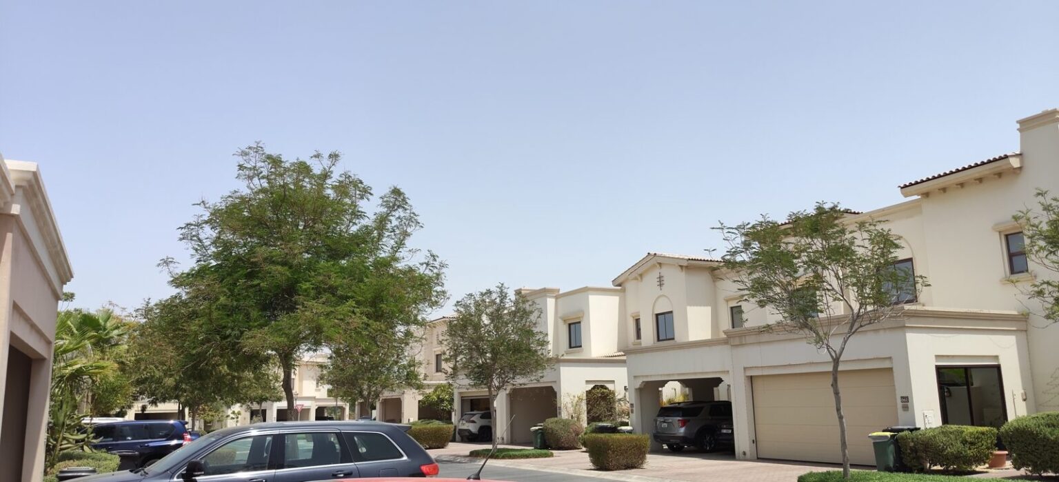 Oppo Reno 14 5G review: beauty, brains, and a dash of ego - Absolute ...