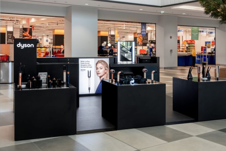Dyson opens new beauty demo zone at Jimi Mall Al Ain - Absolute Geeks UAE
